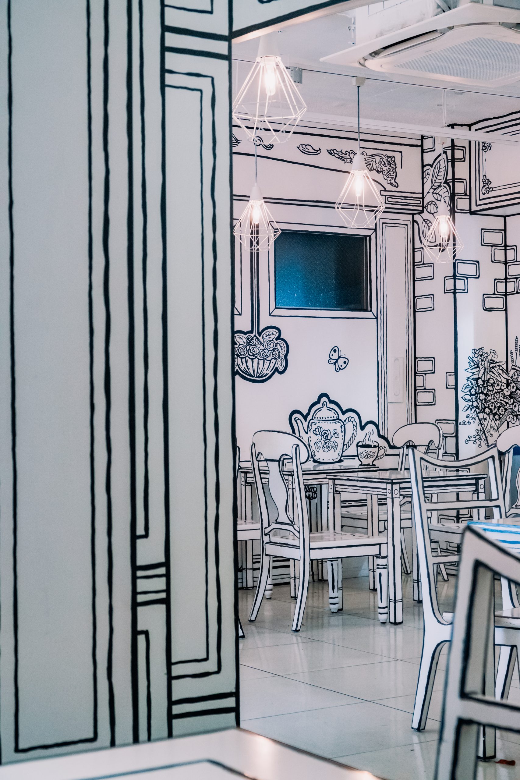 We visited the 2D Cafe in Tokyo and it was as surreal as you could imagine